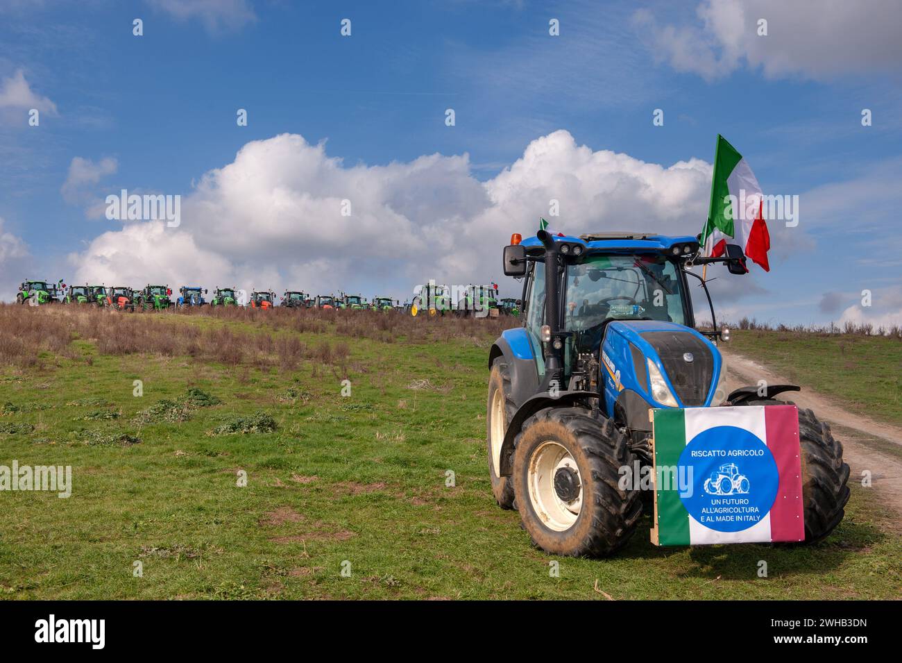 Trattori italia hi-res stock photography and images - Alamy