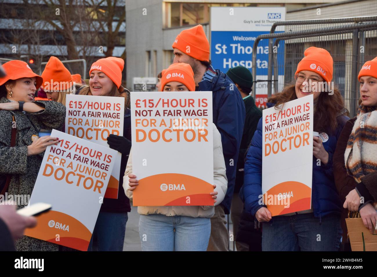 Junior doctor strike nhs 2024 hi-res stock photography and images - Alamy