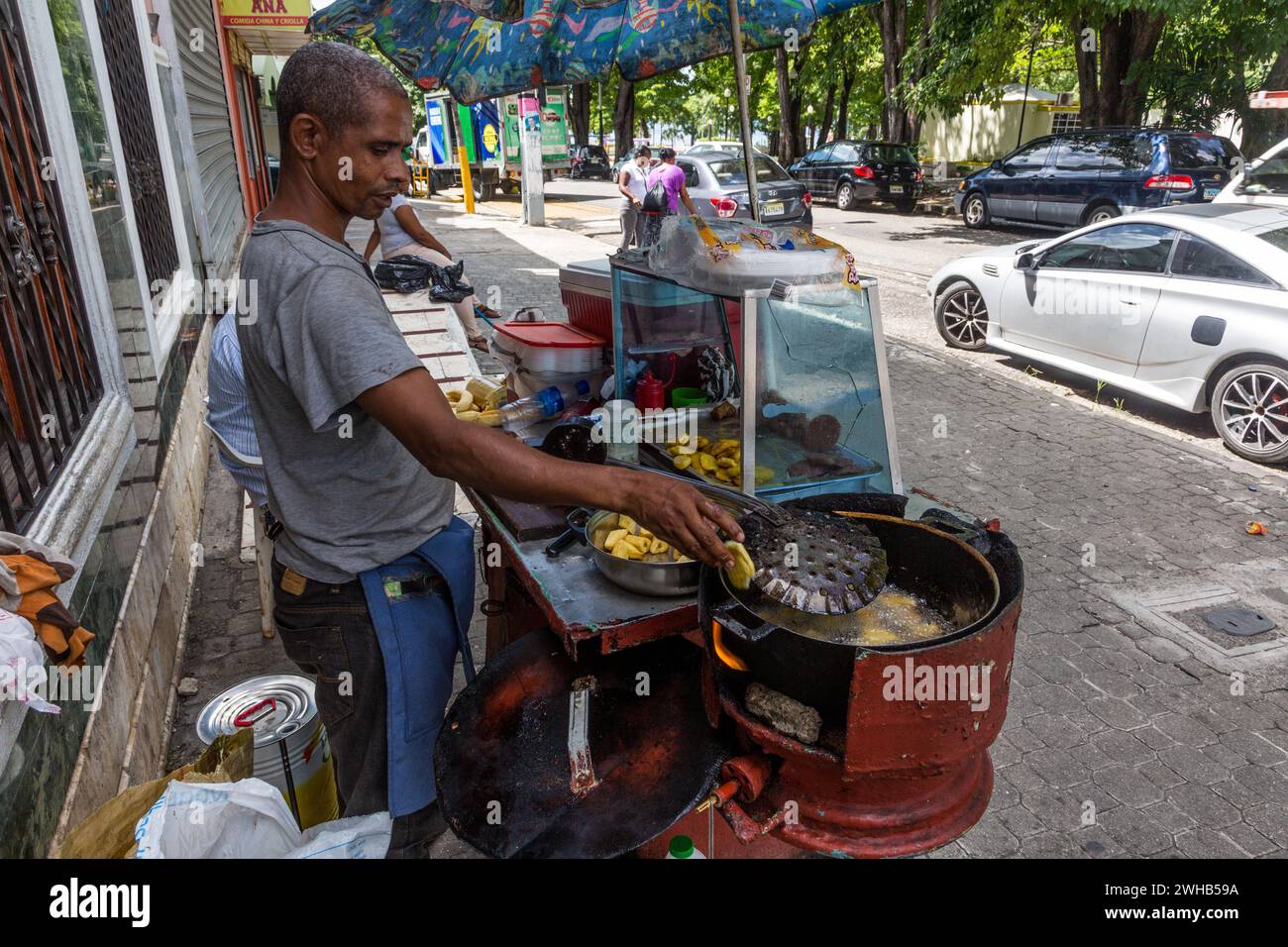 Mulatto caribbean hi-res stock photography and images - Alamy