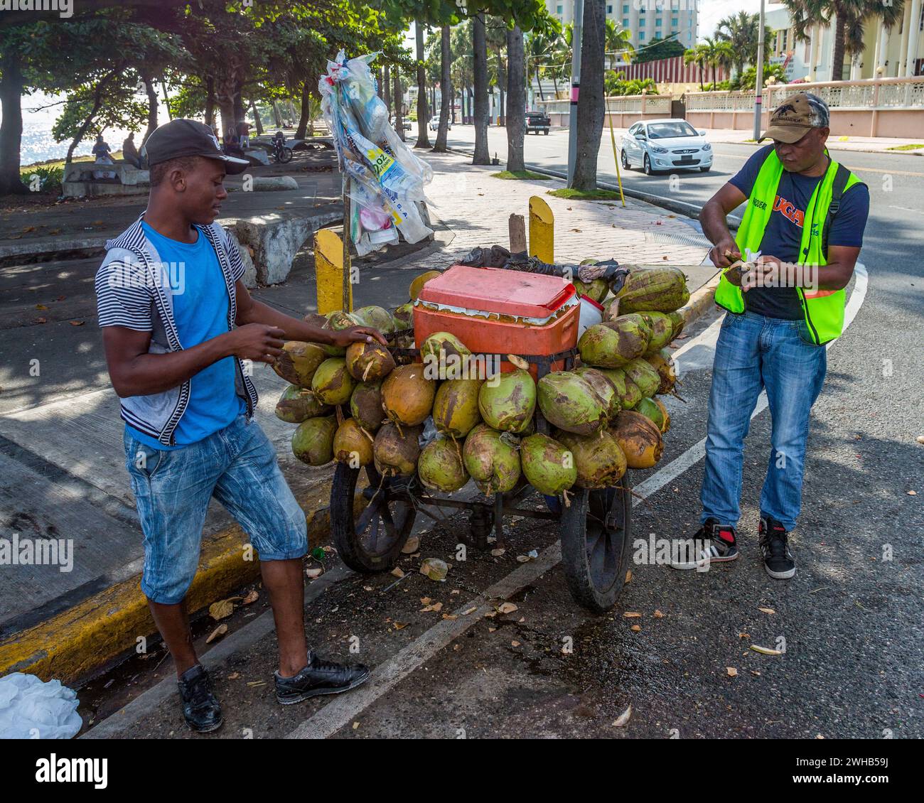 Busy capital cart travel hi-res stock photography and images - Alamy