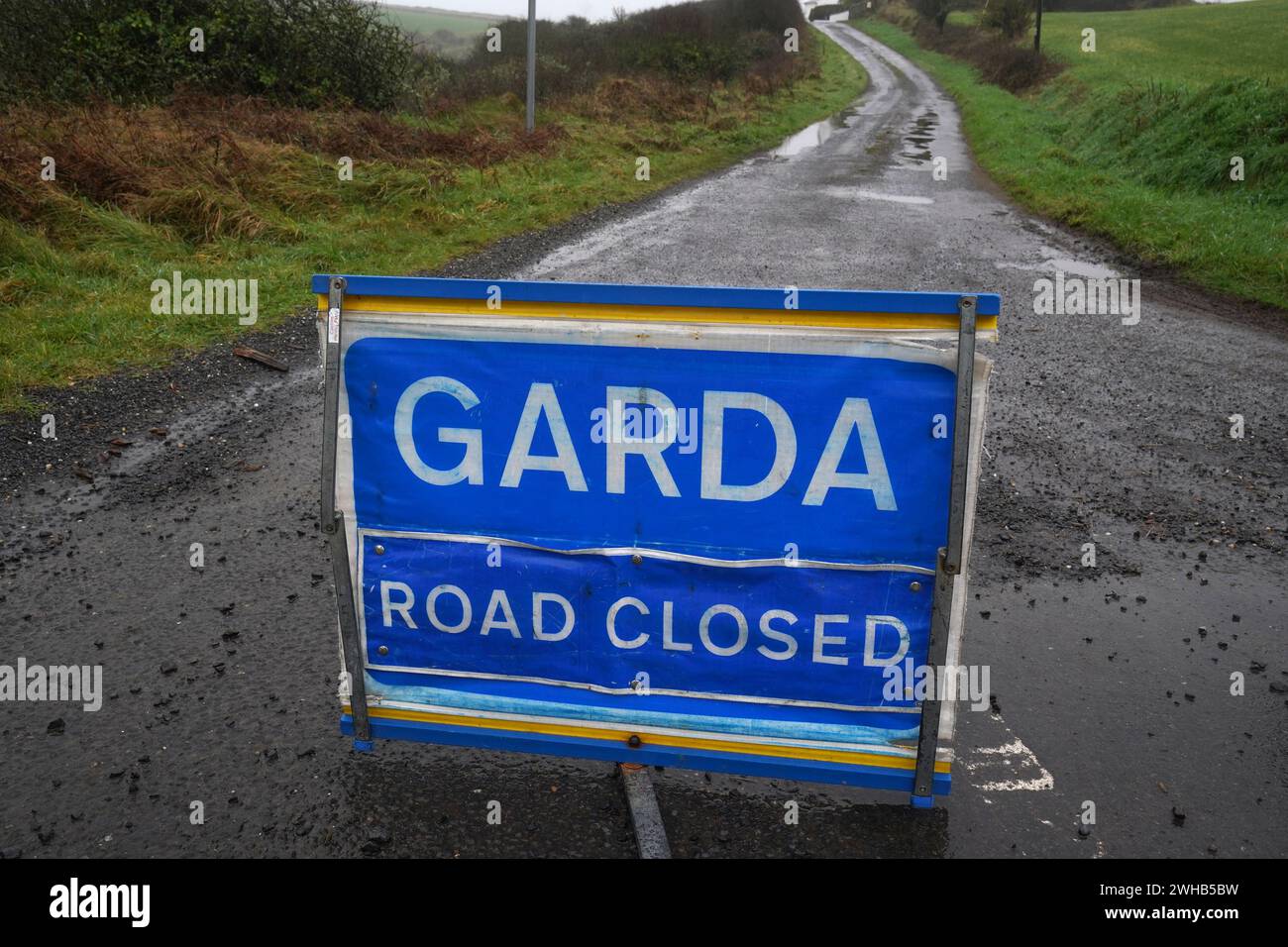 Garda road closed hi-res stock photography and images - Alamy