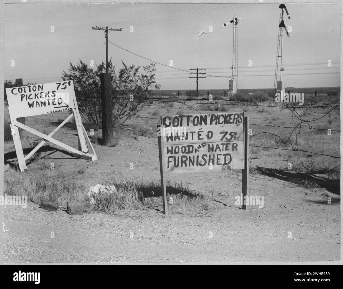 November 1, 1940 Arizona, USA. "On Highway 80, Maricopa County, Arizona ...