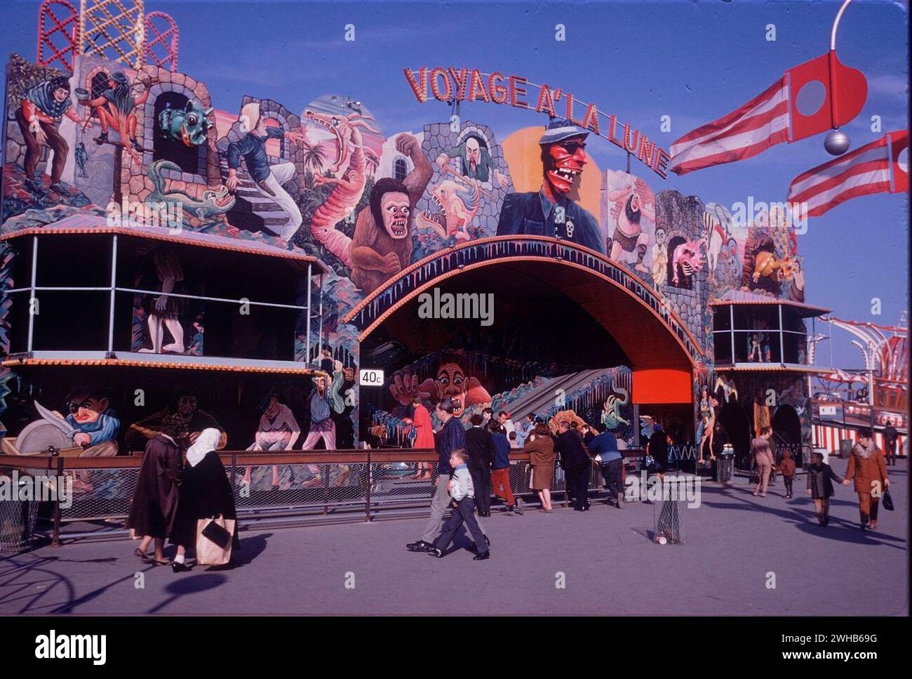 Expo 67 la ronde hi-res stock photography and images - Alamy