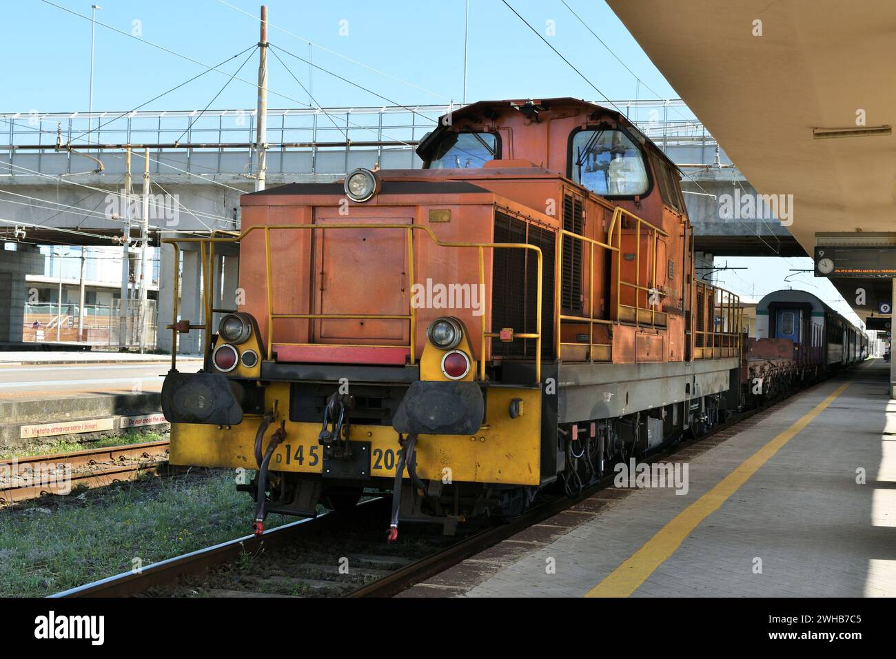 diesel locomotive;shunter;trenitalia;class D.145;D.145 2034;bo-bo ...