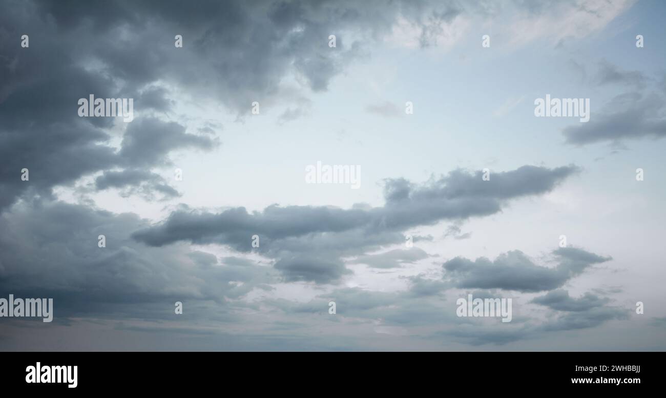 Sky before rain hi-res stock photography and images - Alamy