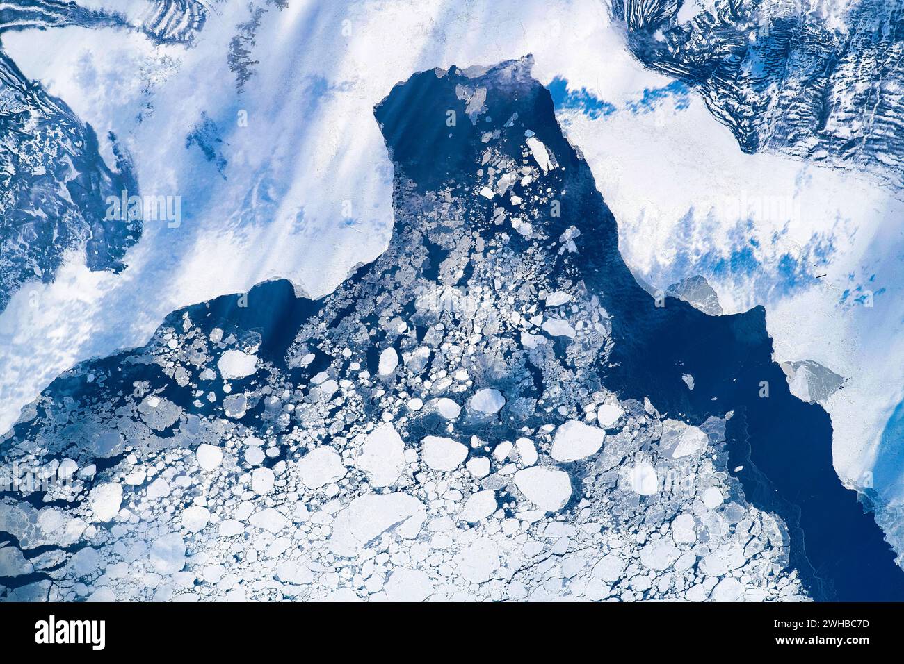 Winter season, snow covering land in Canada Stock Photo - Alamy