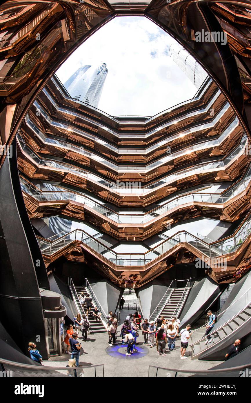 New York City: The Vessel structure at Hudson Yards, Manhattan Stock ...