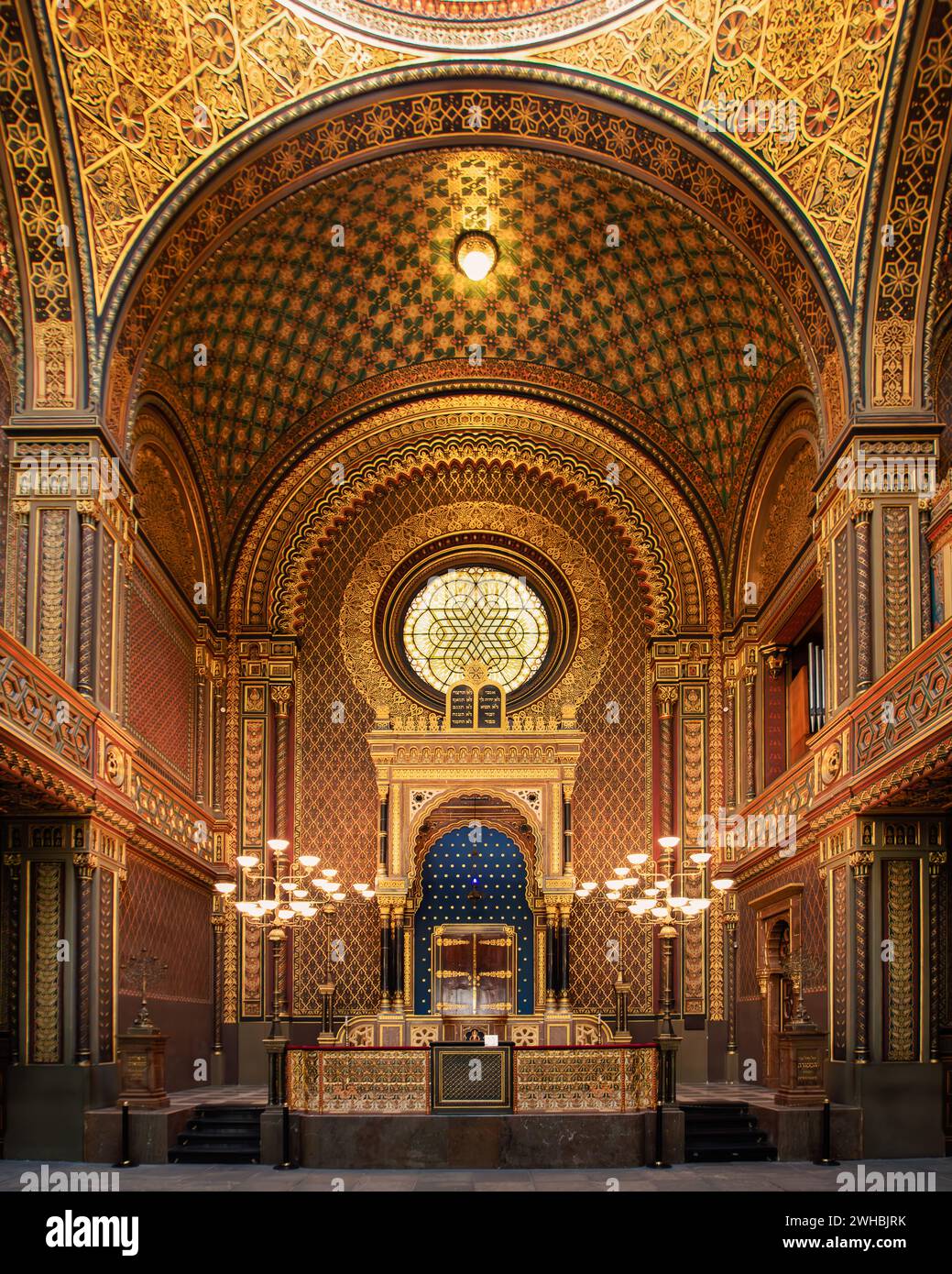 Spanish Synagogue in Prague, Czech Republic Stock Photo - Alamy