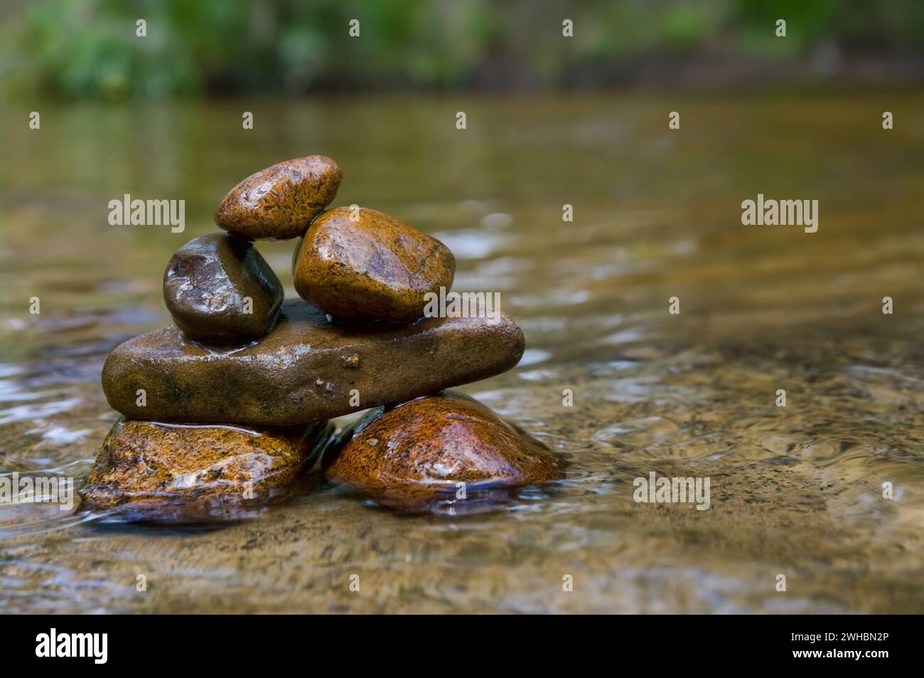 Balancing water hi-res stock photography and images - Alamy