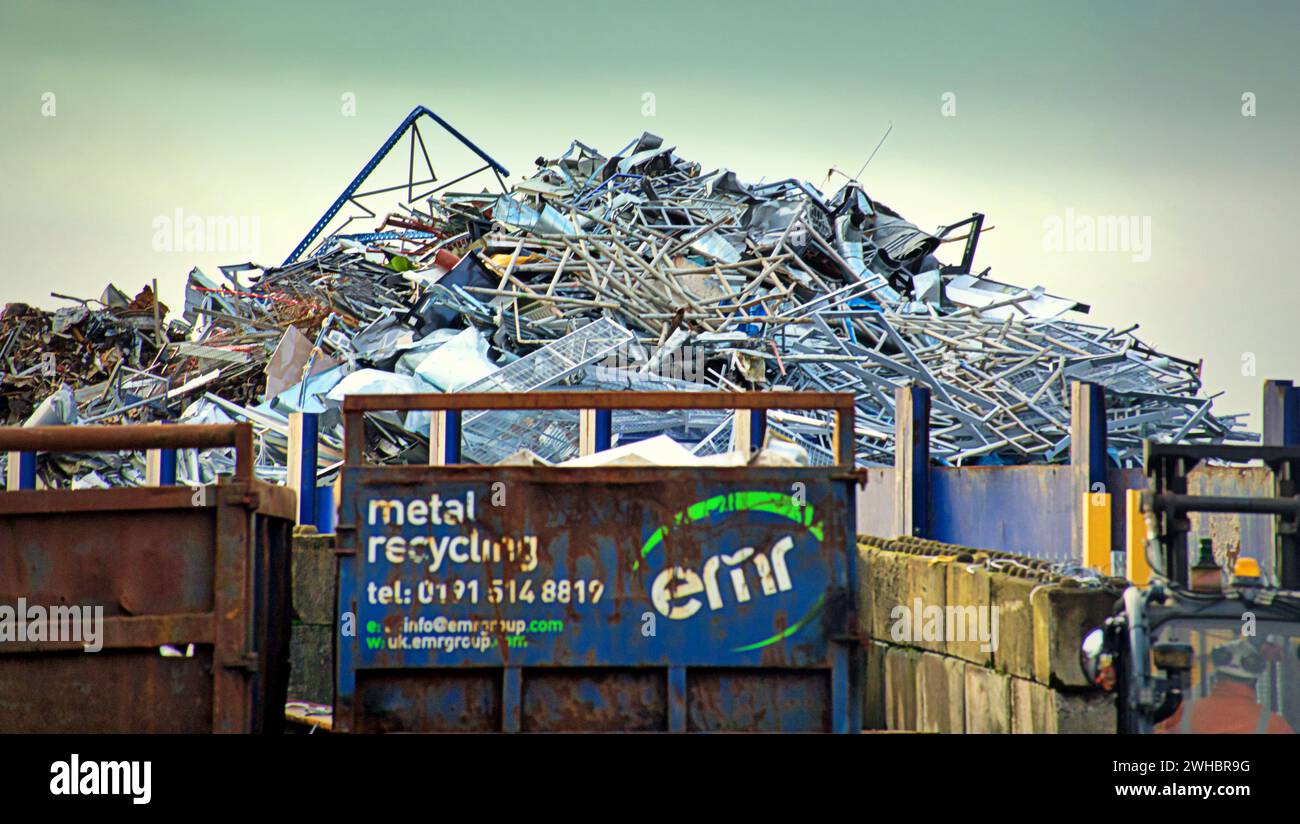 Glasgow, Scotland, UK. 9tht February, 2024. Scrapyard in Diesel works ...