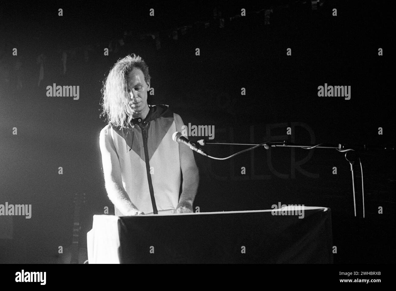 JULIAN COPE, CONCERT, 1998: Julian Cope playing live at Bristol ...