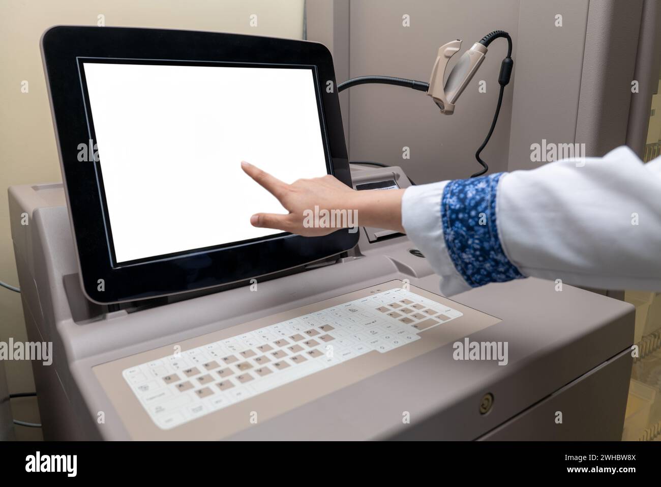 Hospital. Hospital lab computer screen Stock Photo - Alamy