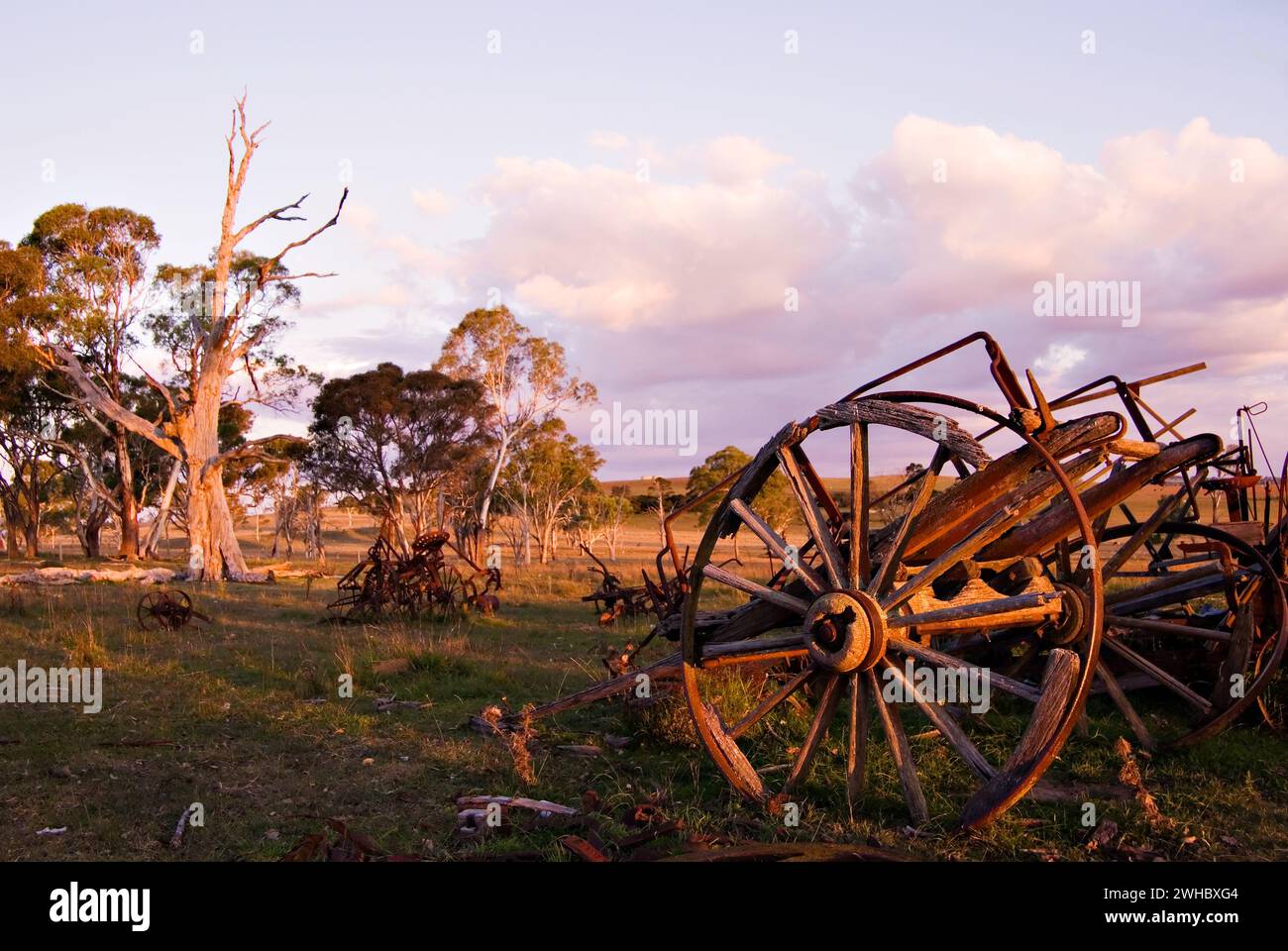 The old cart Stock Photo - Alamy