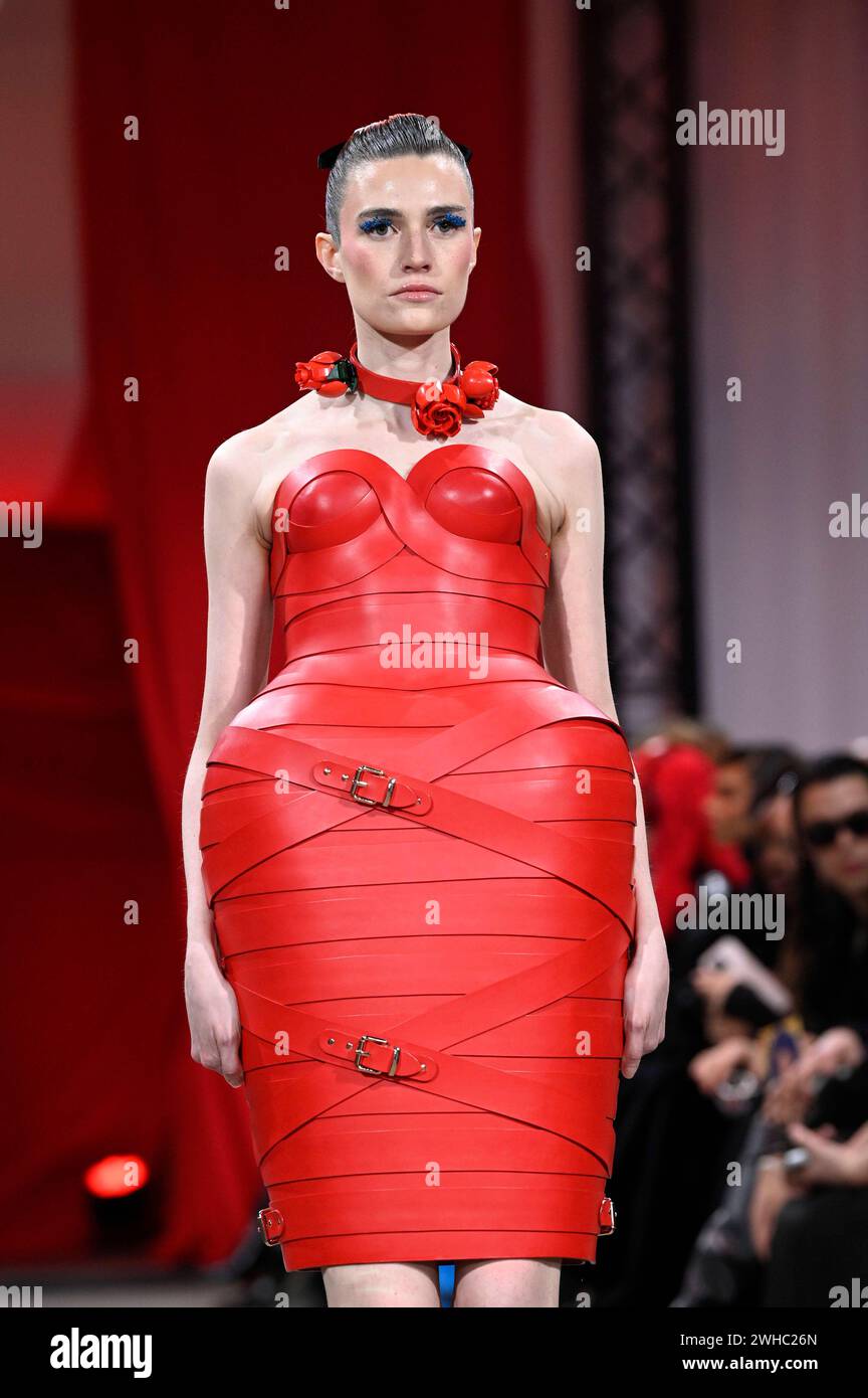 Model bei der Marina Hoermanseder Fashion Show auf der Berlin Fashion ...