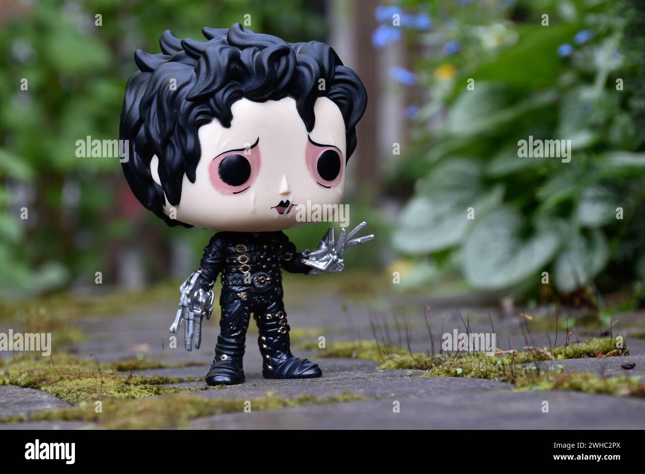 Funko Pop action figure of Edward Scissorhands from Tim Burton fantasy ...