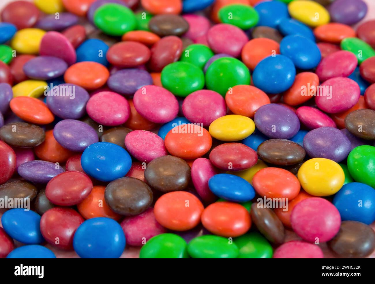 background pile of smarties chocolates Stock Photo - Alamy