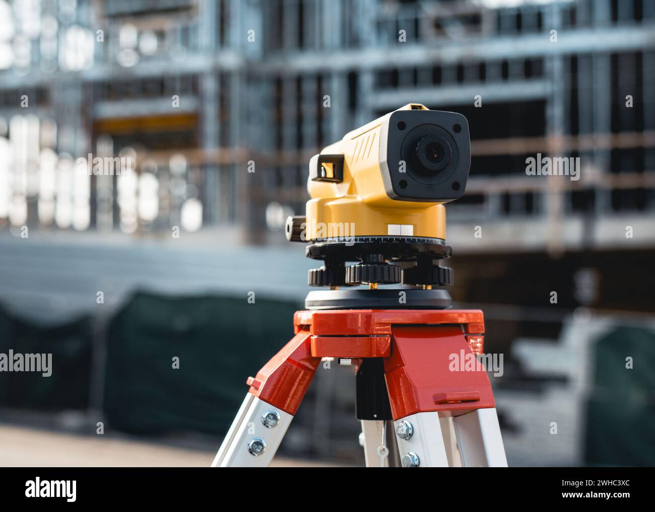 Automatic level hi-res stock photography and images - Alamy