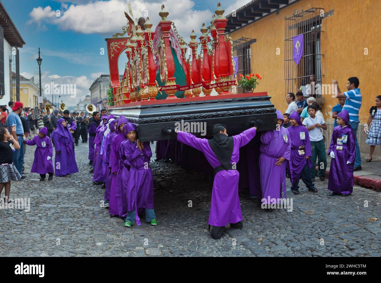 Semana Santa Antigua La Semana Santa Across The World – Annenberg