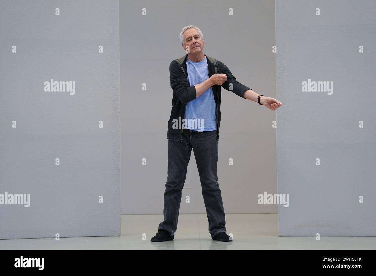 Poet sleeves hi-res stock photography and images - Alamy