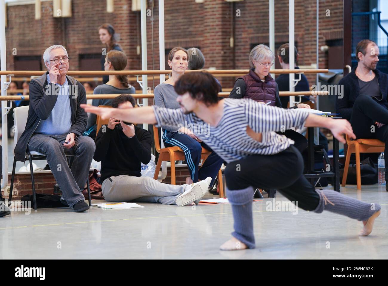 Hamburg, Germany. 09th Feb, 2024. John Neumeier (l), Artistic Director ...