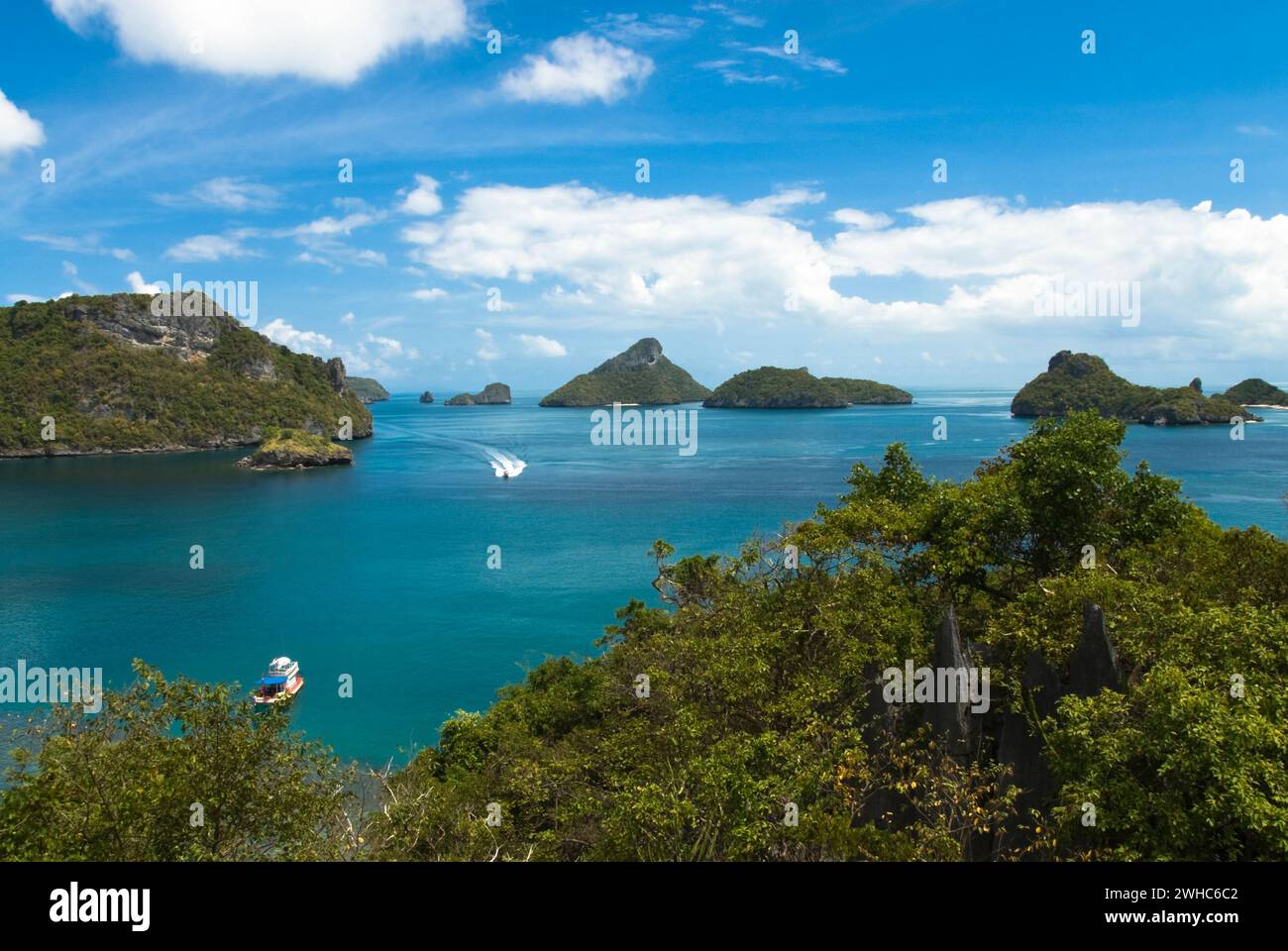 Mu Ko Ang Thong Marine National Park in the thai Andamanensea Stock ...