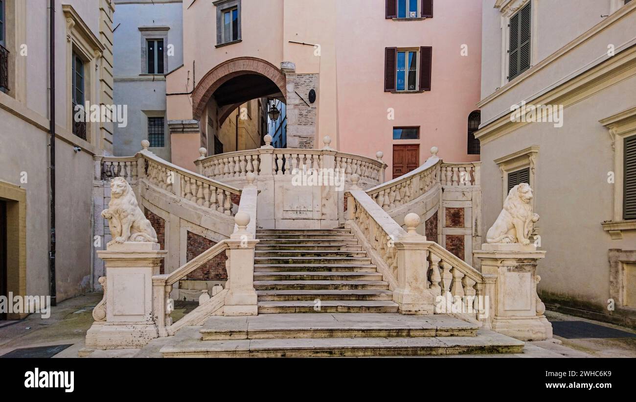Piazza pianciani square hi-res stock photography and images - Alamy