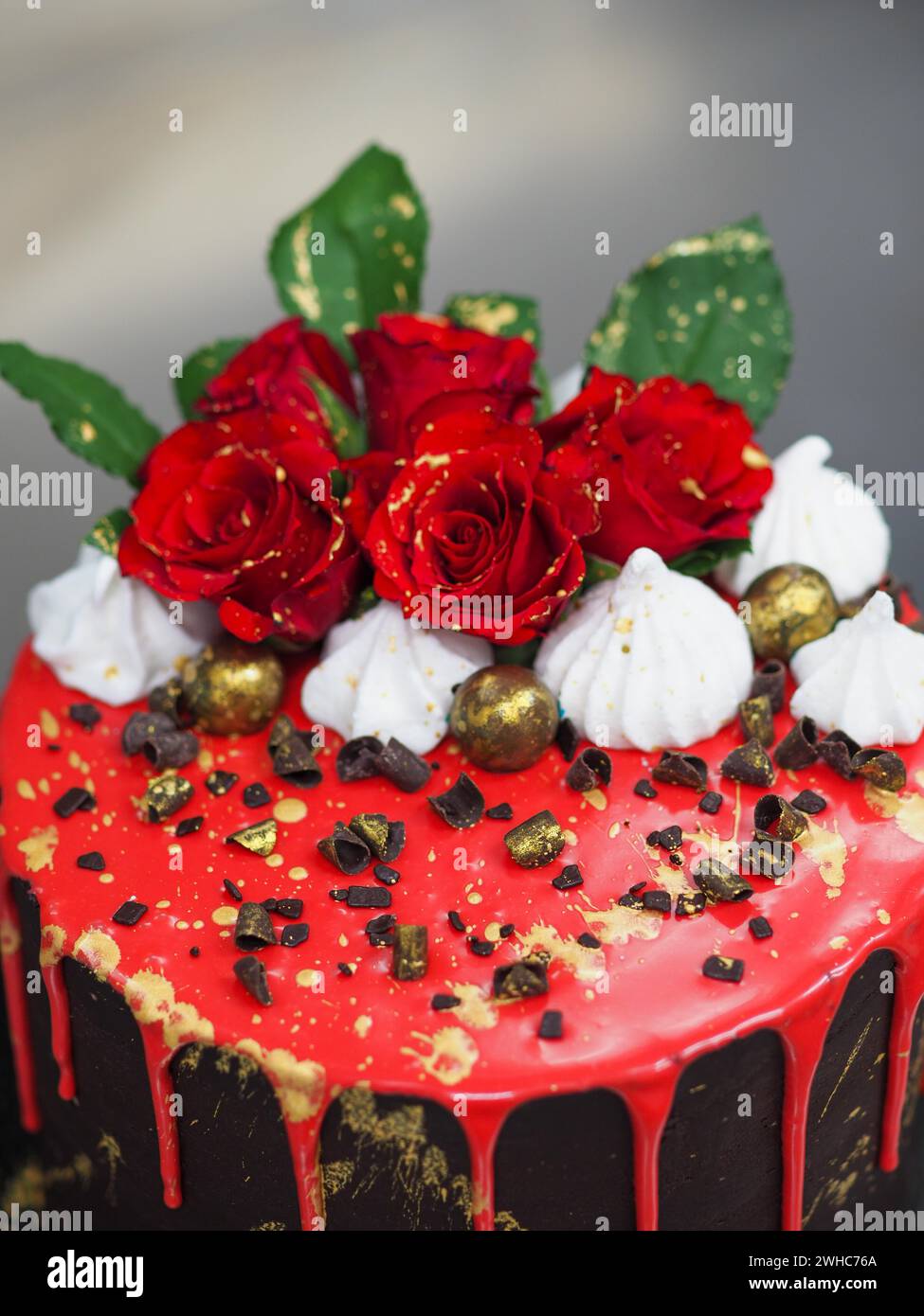 Red rose chocolate hi-res stock photography and images - Alamy