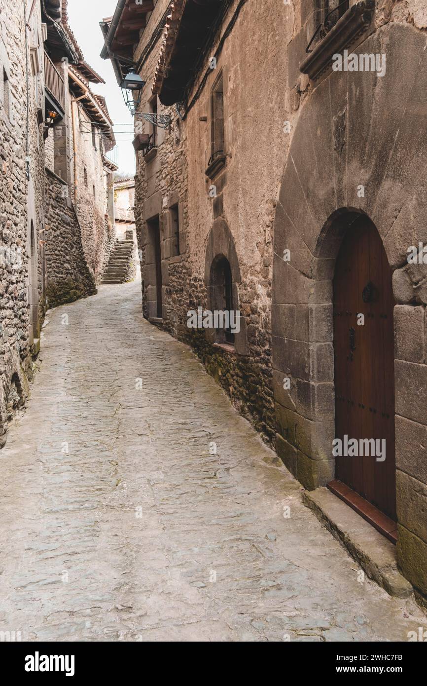 Medieval towns hi-res stock photography and images - Alamy