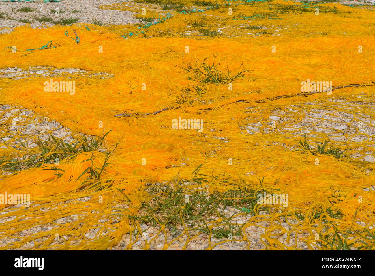 Yellow floats hi-res stock photography and images - Alamy