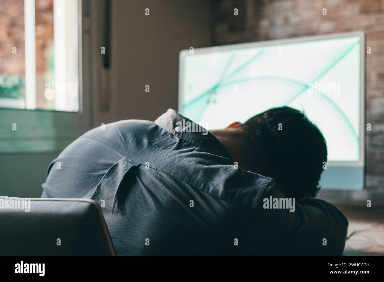Doze off to sleep hi-res stock photography and images - Alamy