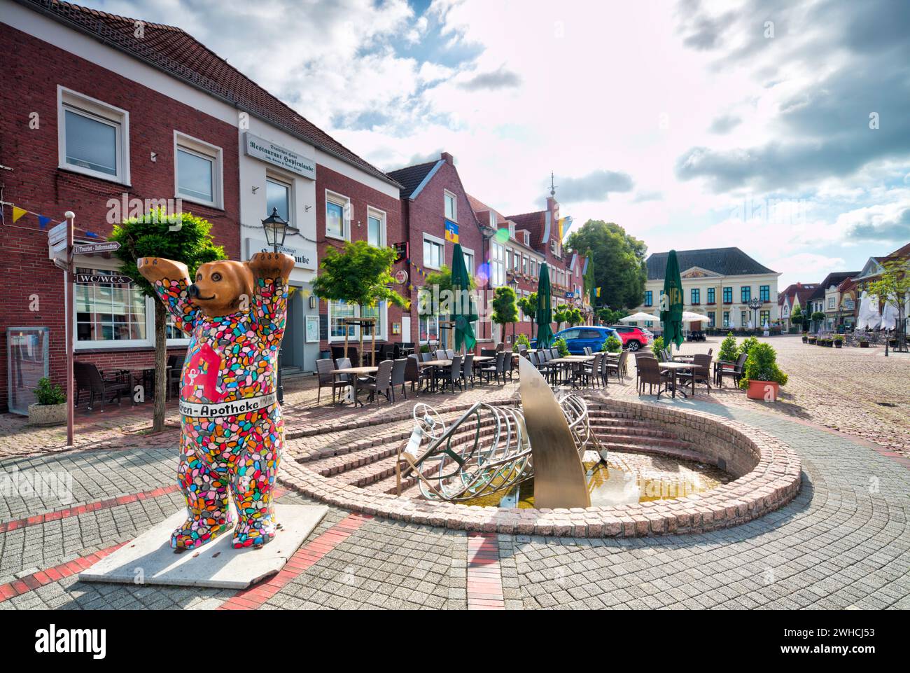 Tidal fountain, bear sculpture, market place, view of town ...