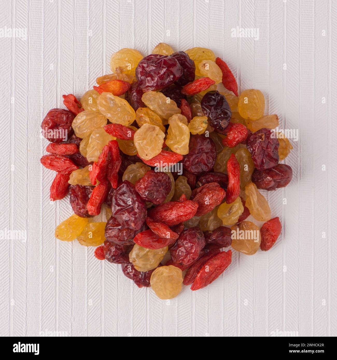 Circle of mixed dried fruits Stock Photo - Alamy