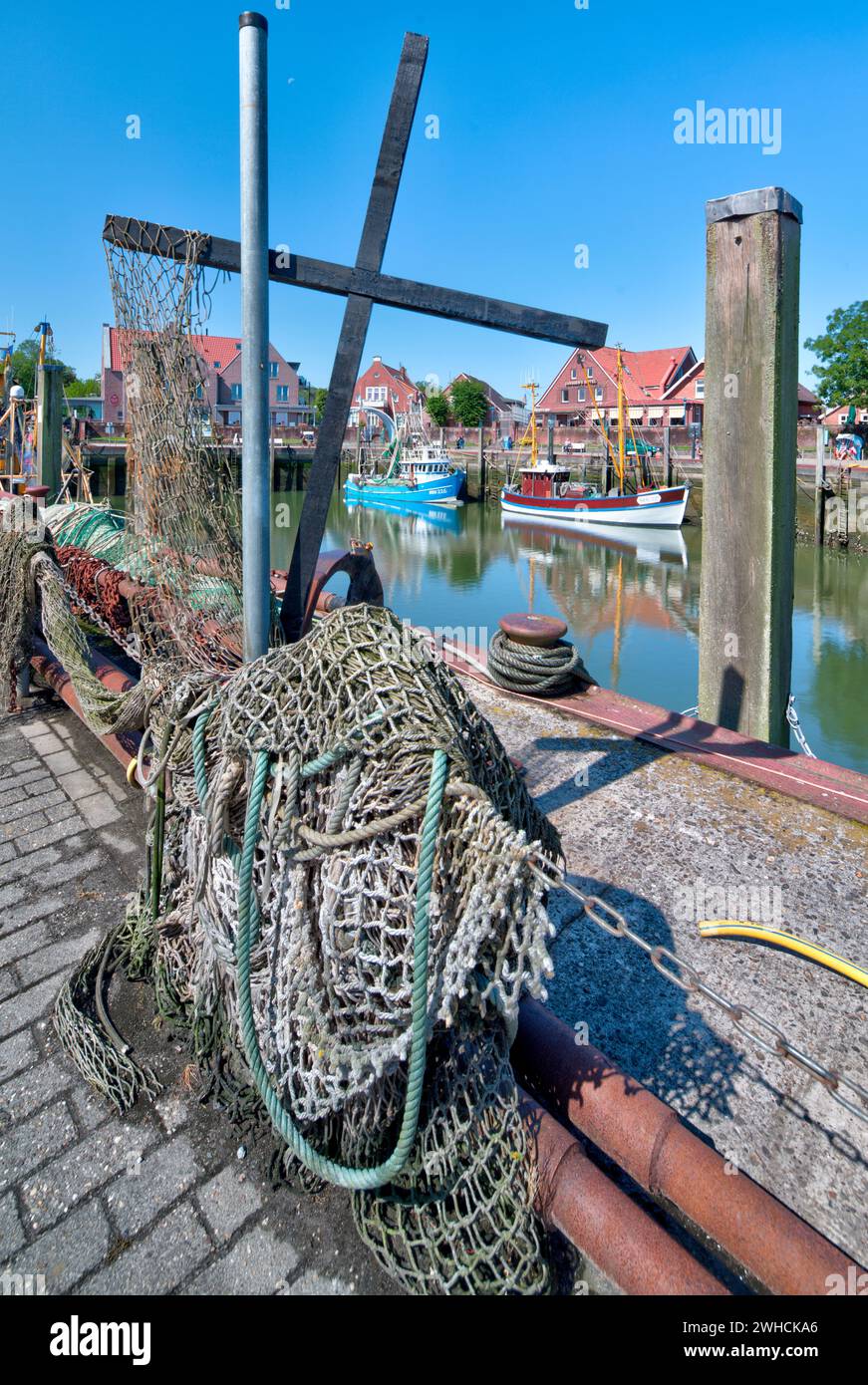 Black crosses, protest, fishermen, ban, bottom trawls, dyke, harbor ...