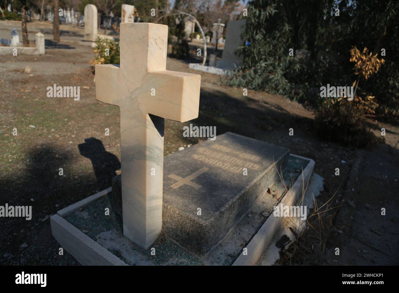 Tehran, Iran. 8th Feb, 2024. A grave is seen at Nor Burastan Cemetery ...