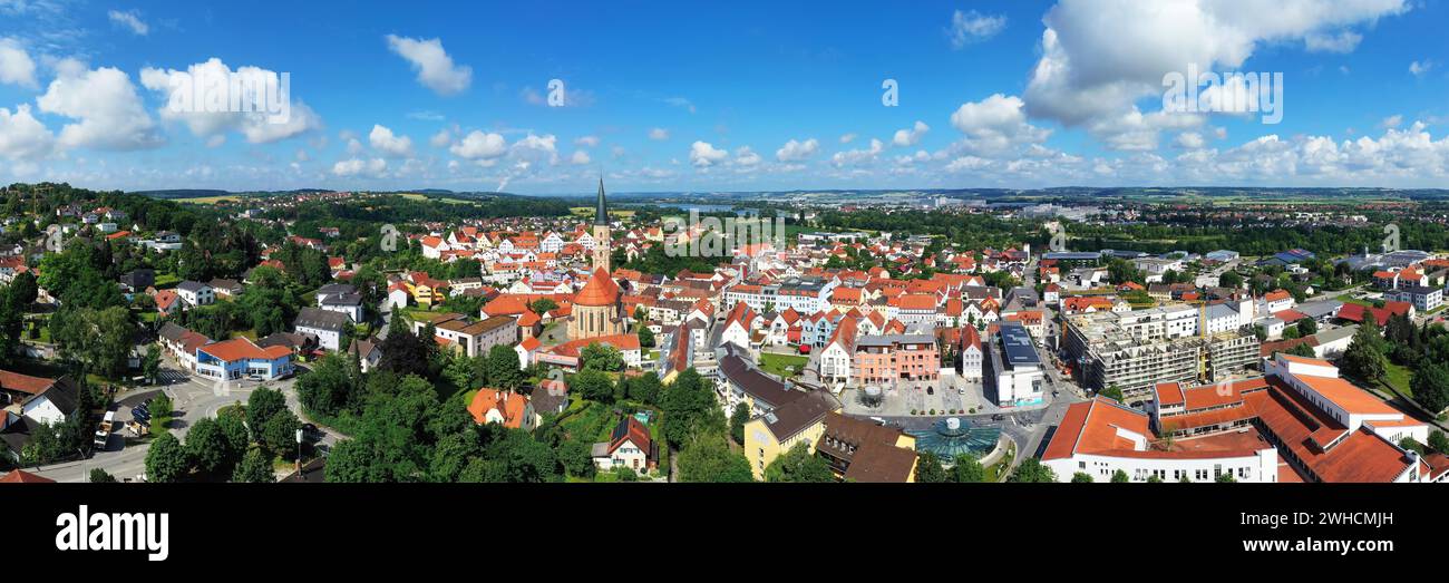 Aerial view of Dingolfing with a view of the historic town centre ...