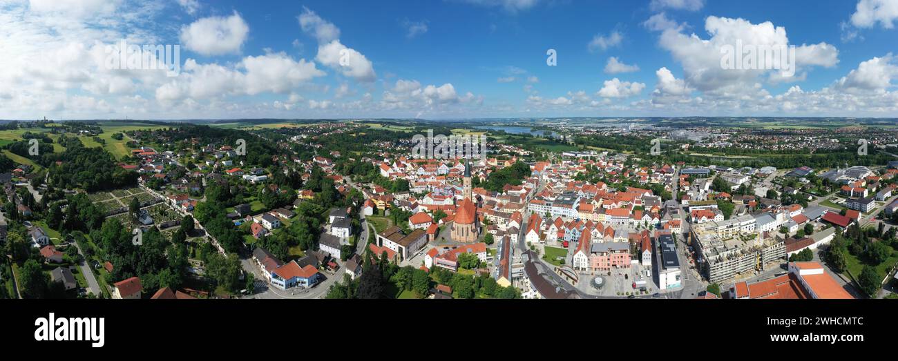 Aerial view of Dingolfing with a view of the historic town centre ...