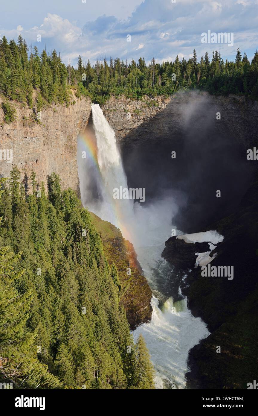Helmcken Falls waterfall, Murtle River, Wells Gray Provincial Park ...