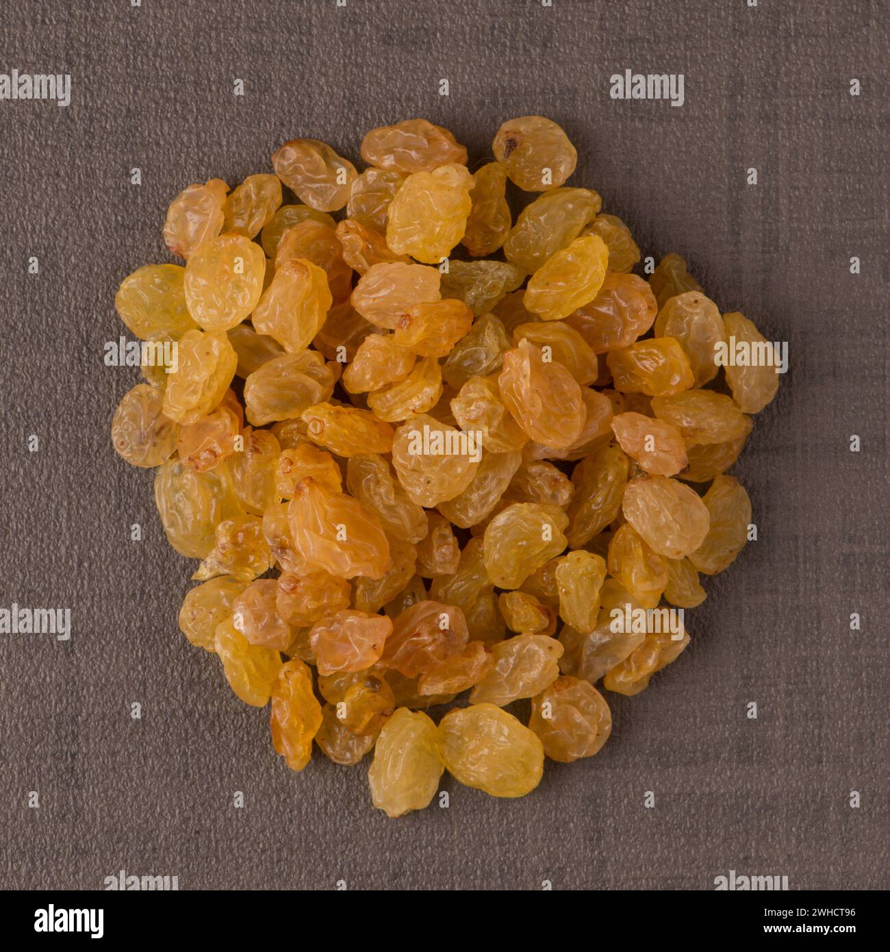 Circle golden raisins hi-res stock photography and images - Alamy
