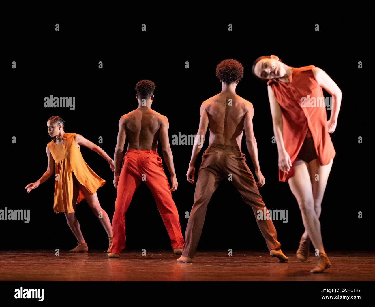 Yoshi suzuki hi-res stock photography and images - Alamy