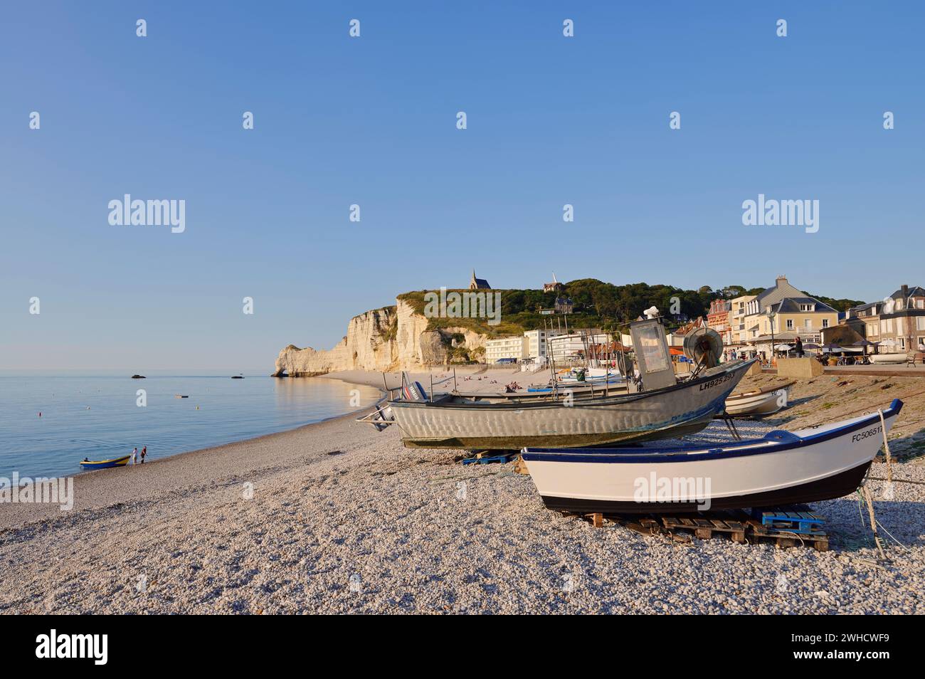 Fishing boats on the beach, Etretat, Alabaster Coast, Seine-Maritime ...