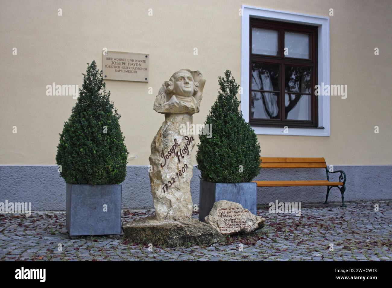 Monument with bust of Joseph Haydn, memorial plaque, residential ...
