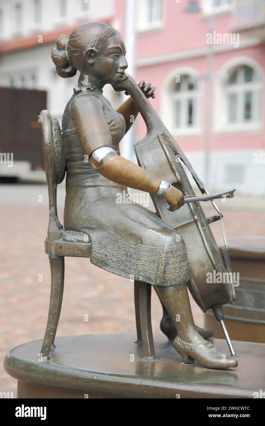 Cello player at the Musicians' Fountain by Bonifatius Stirnberg 1989 ...