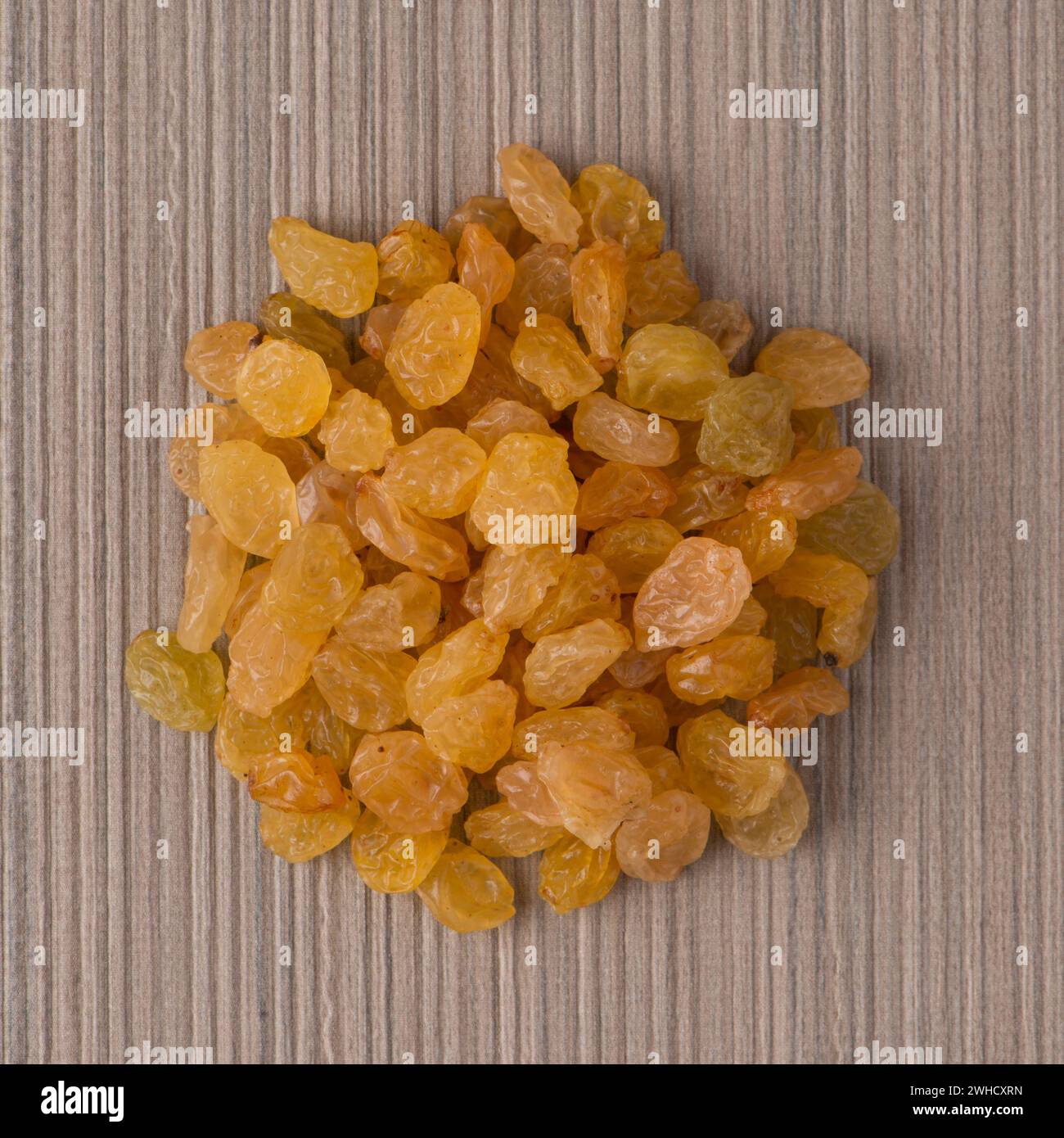 Circle golden raisins hi-res stock photography and images - Alamy