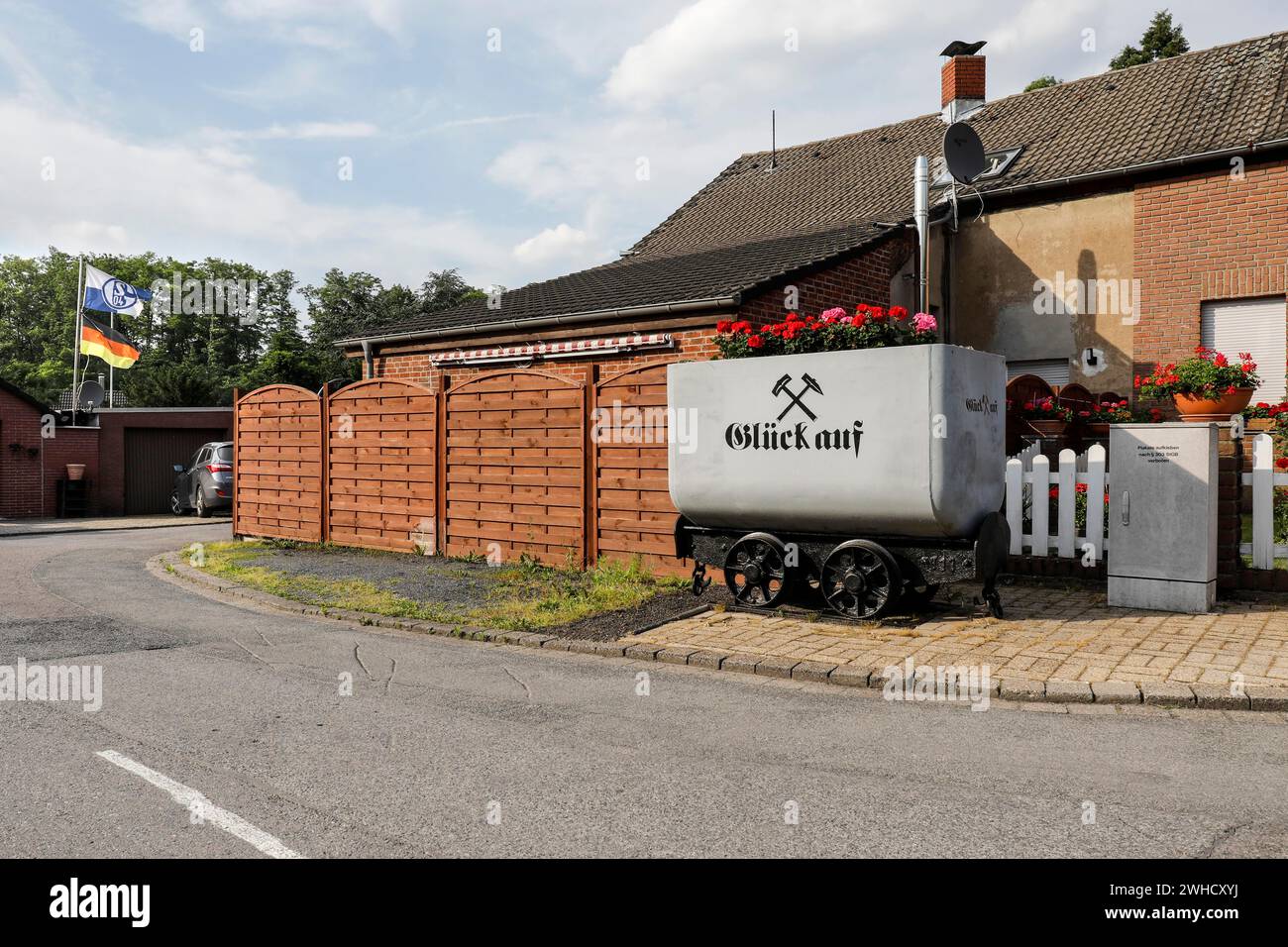 A coal lorry with the miner's greeting Glueck auf stands in front of a ...