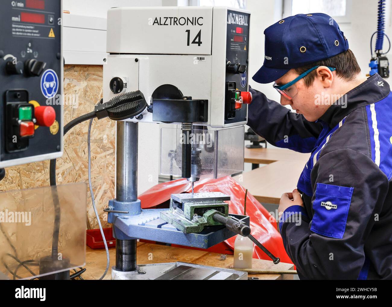 Trades tool hi-res stock photography and images - Alamy