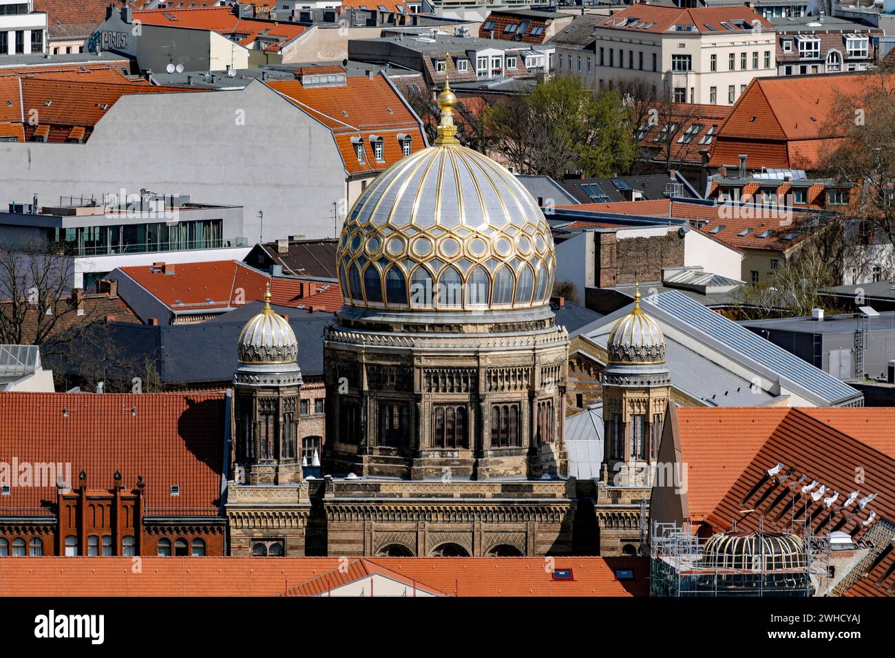 High german synagogue hi-res stock photography and images - Alamy