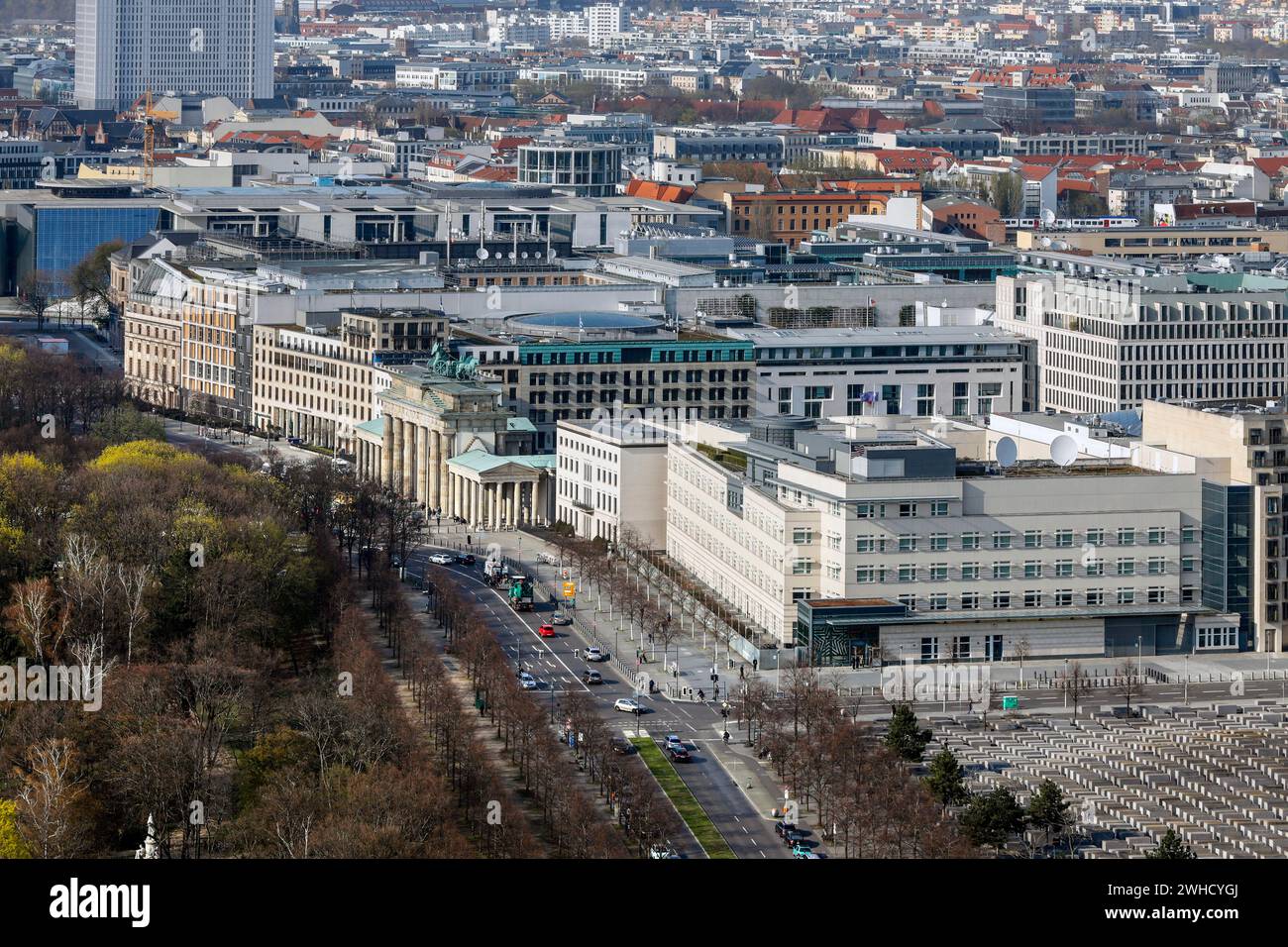 Brandenburg gate aerial hi-res stock photography and images - Alamy