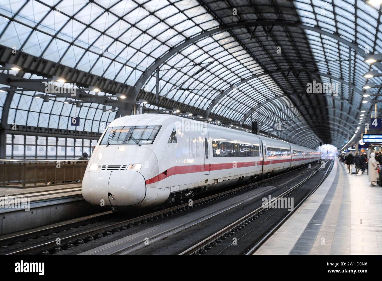 ICE, platform, Spandau railway station, Berlin, Germany Stock Photo - Alamy