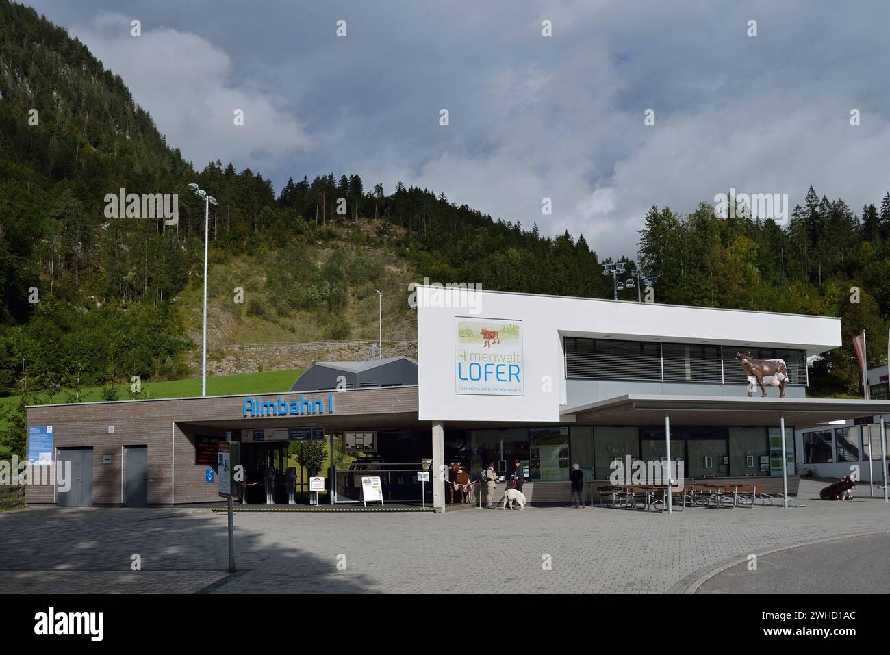 Almbahn hi-res stock photography and images - Alamy