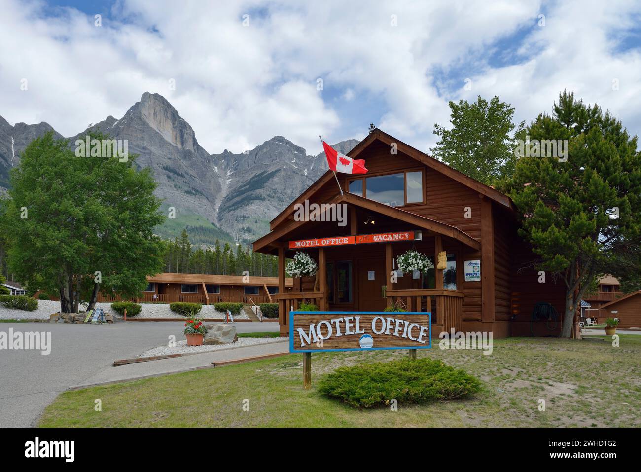 The crossing motel hi-res stock photography and images - Alamy